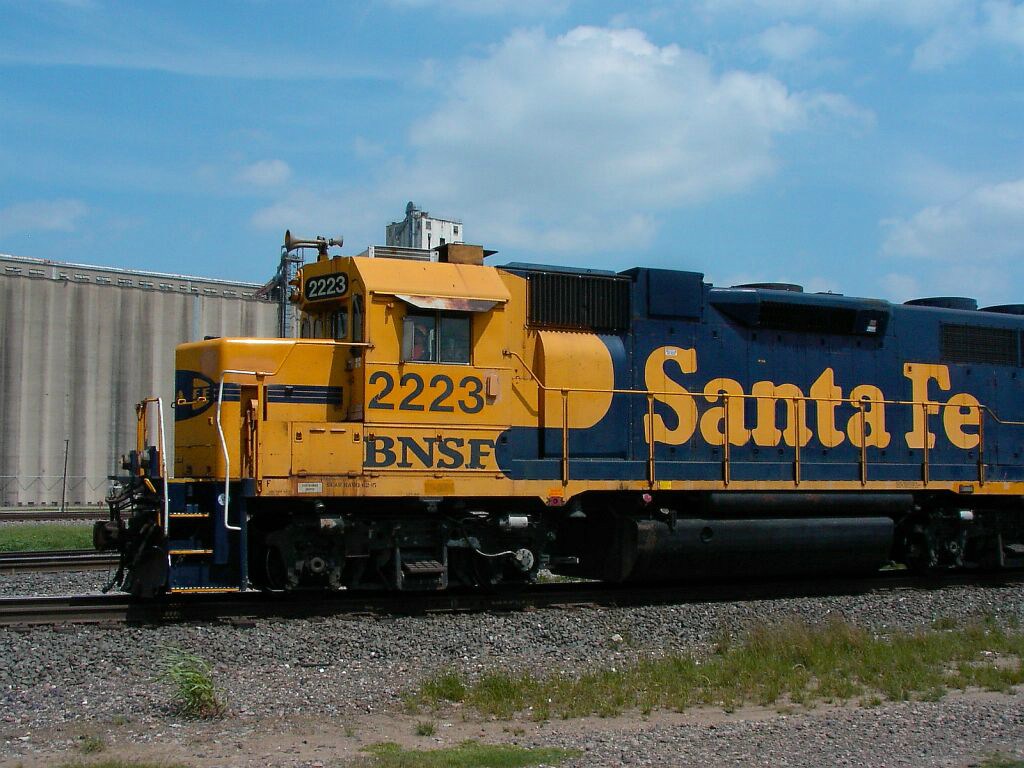 BNSF 2223